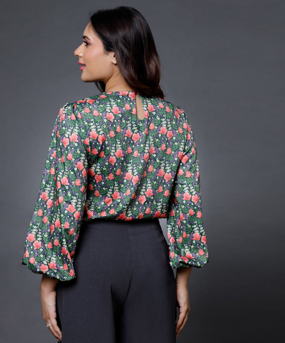 Floral Shirred Cuff Top – GLOBAL ZIGZAG